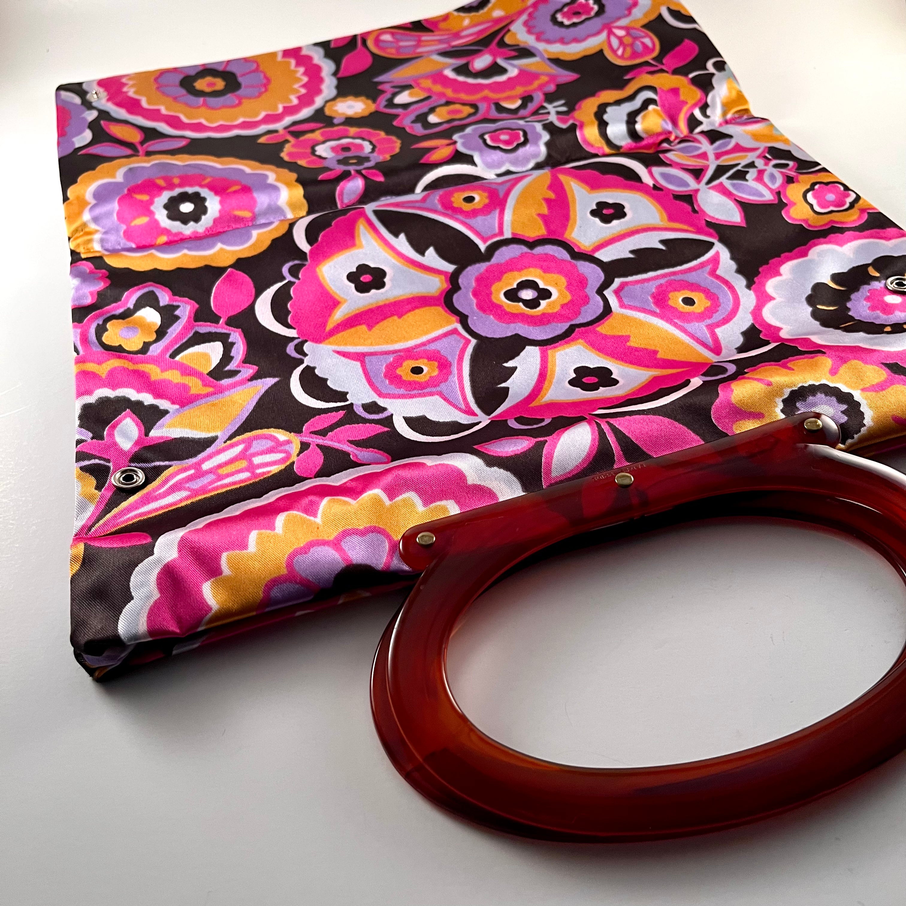 Late 60s Early 70s Collapsible Tote Bag Retro Kandy Vintage Late 60s Early 70s Collapsible Tote Bag Retro Kandy Vintage